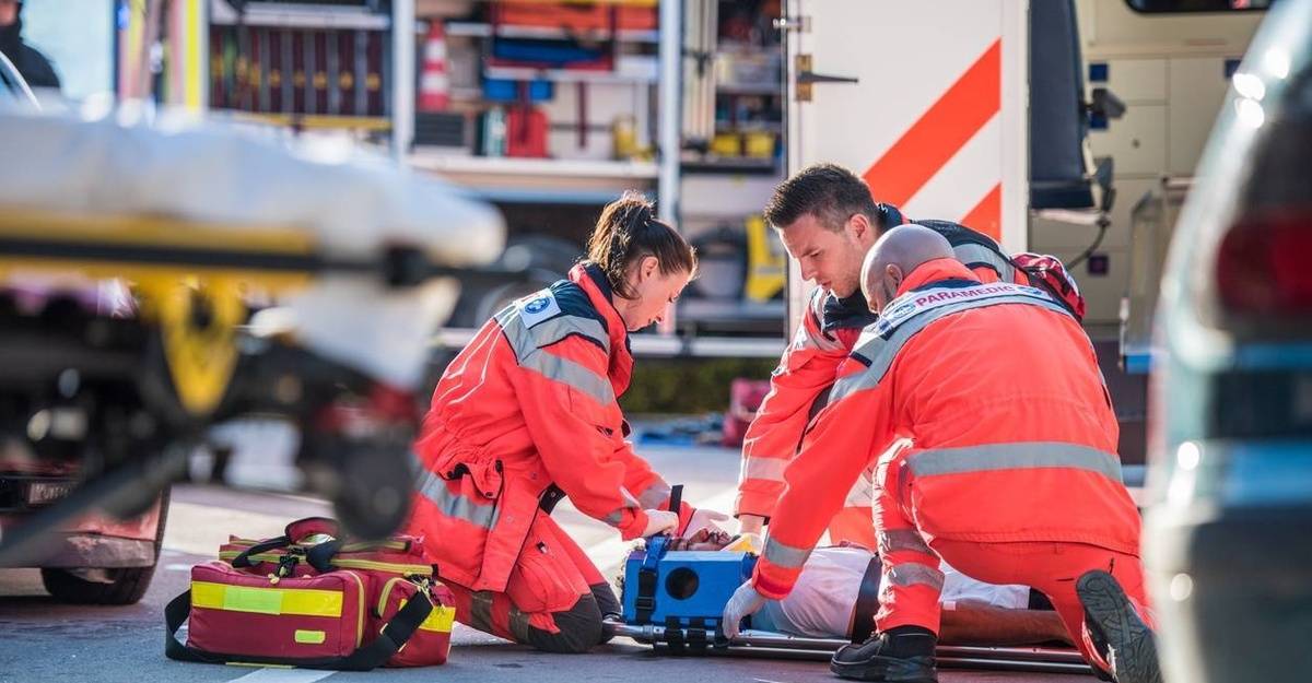 Paramedic to RN Bridge Programs 2023 - Nurseonestop