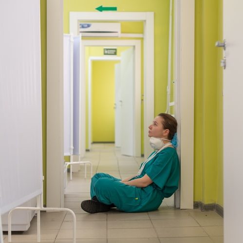 5 Nursing Tips On How To Deal With Difficult Doctors - Nurseonestop