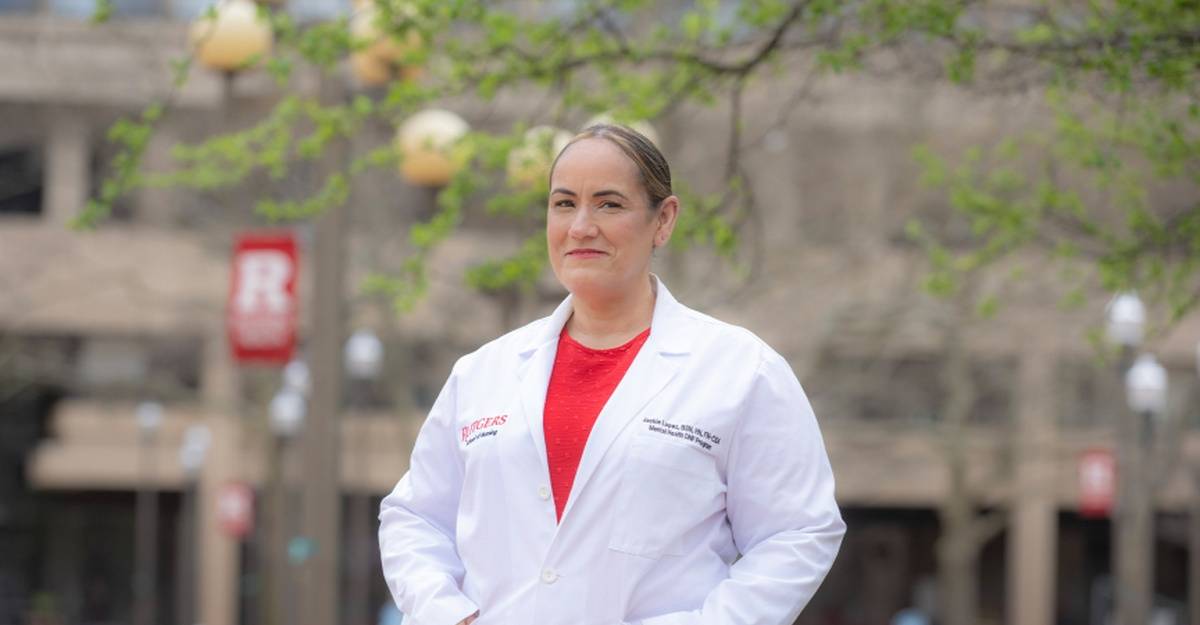 Rutgers Nursing Grad Overcomes Mental Illness to Earn DNP - Nurseonestop