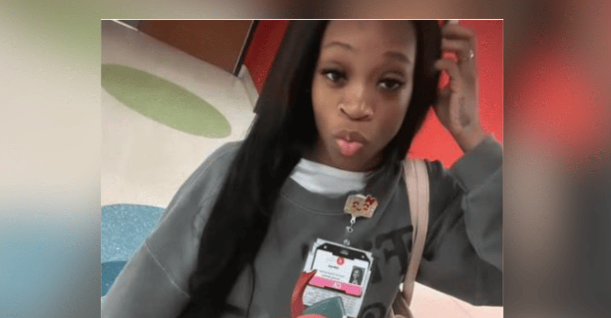 Nursing Assistant Dies 1 Hour After Collapsing While Working at ...
